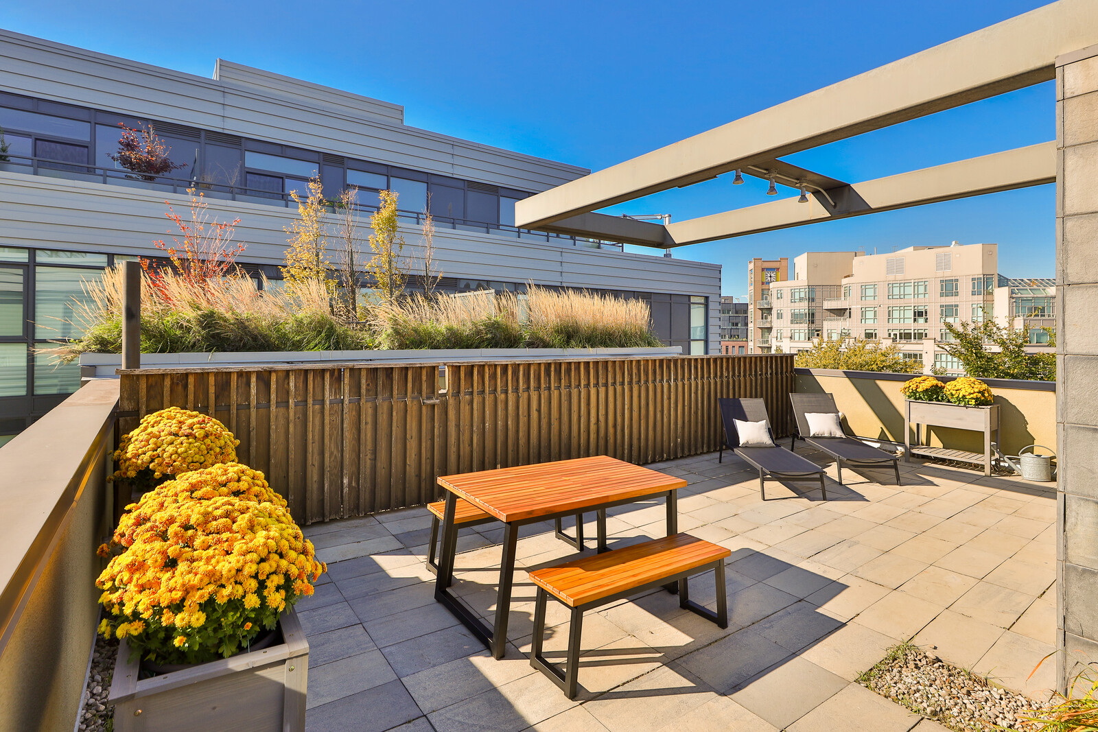 Photo 7 of 16 in You Can Own a Former Dwell Cover Star for $1.5M - Dwell