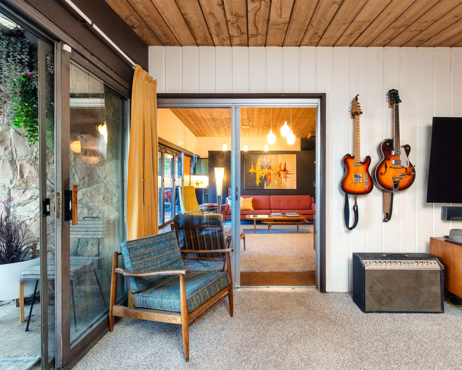 Photo 4 of 14 in Frank Lloyd Wright’s Usonian Homes Inspired This $940K ...