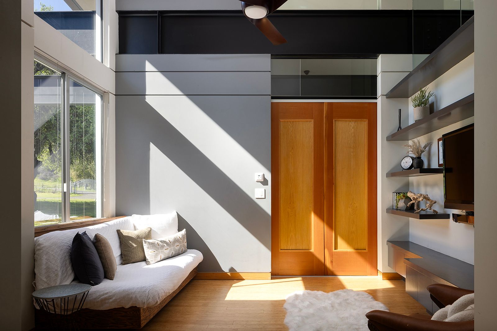 Photo 10 of 19 in A Frank Lloyd Wright Protégé Built This $2M Home With ...