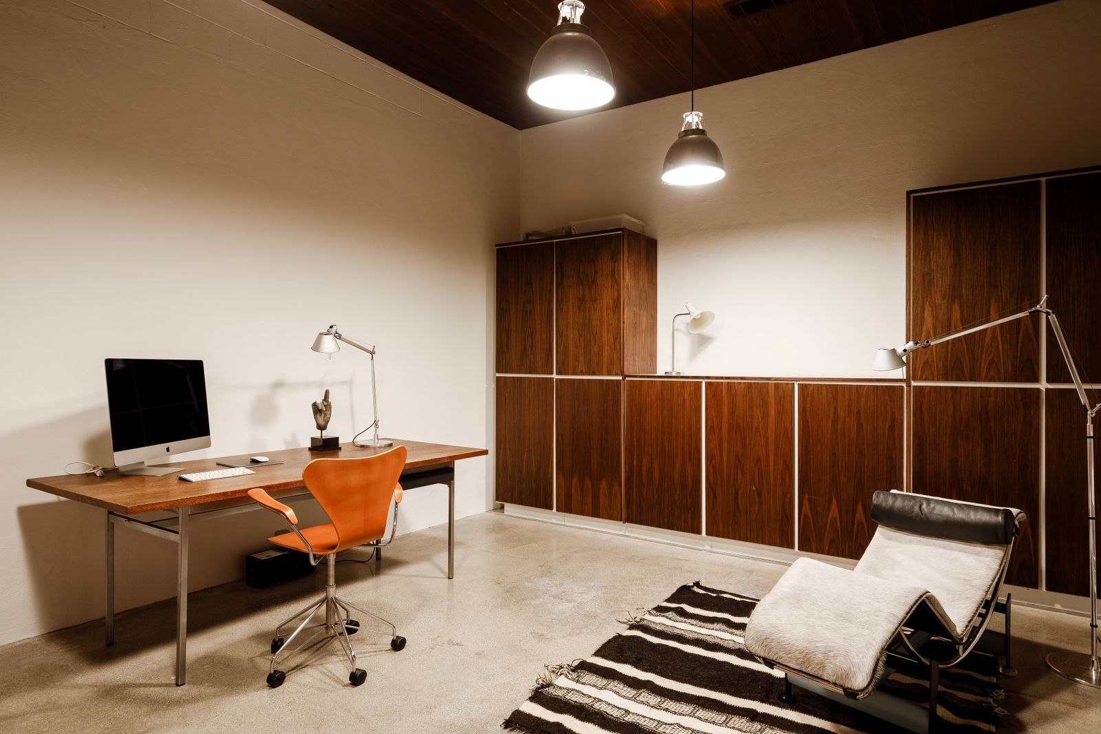 Photo 10 of 16 in Architect Conrad Buff’s Los Angeles Home Is on the ...