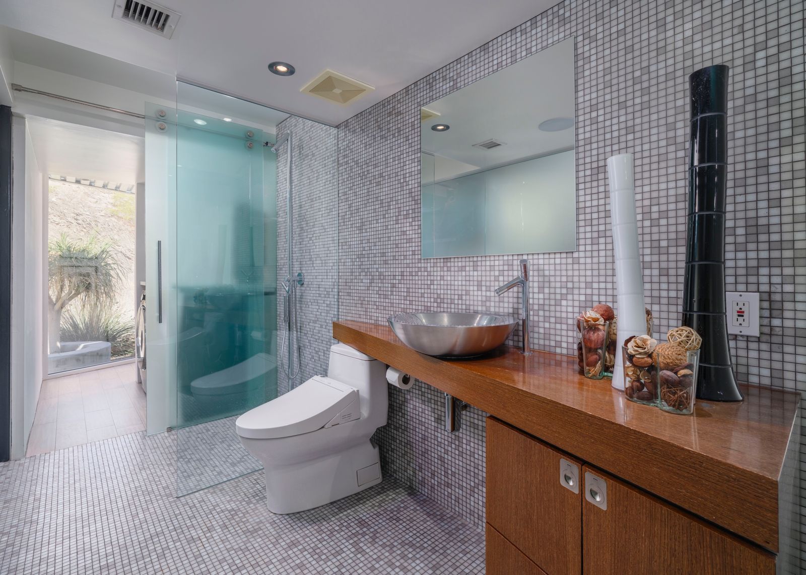 Photo 7 of 11 in Al Beadle’s Novak House Just Hit the Market for $1.4M ...