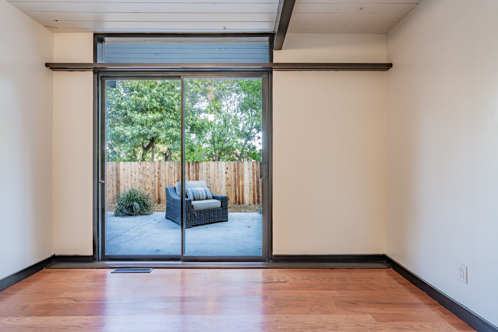Photo 8 of 10 in An Architect Saved This SoCal Midcentury From Ruin ...