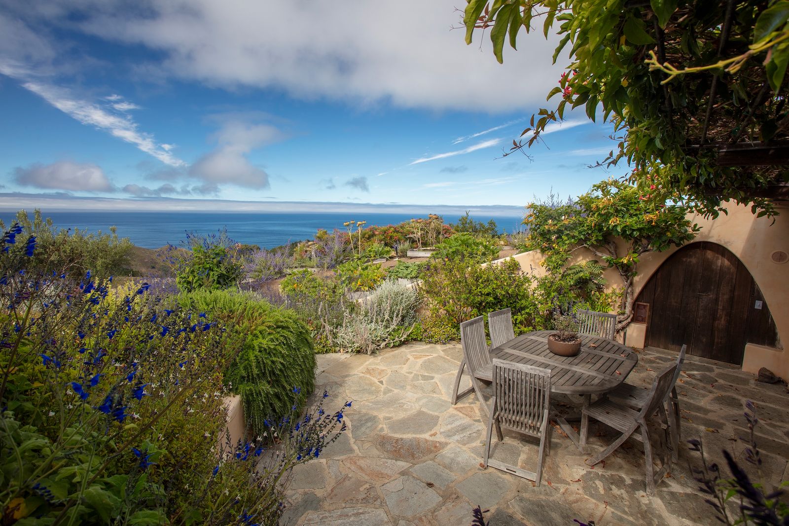 Photo 15 of 15 in Big Sur Legend Mickey Muennig Gave This $5.5M Home ...