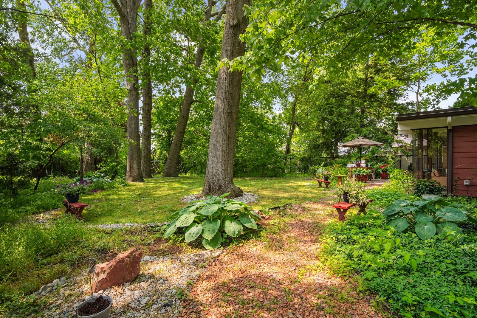 Photo 14 of 16 in This $525K Detroit Midcentury Just Listed for the ...