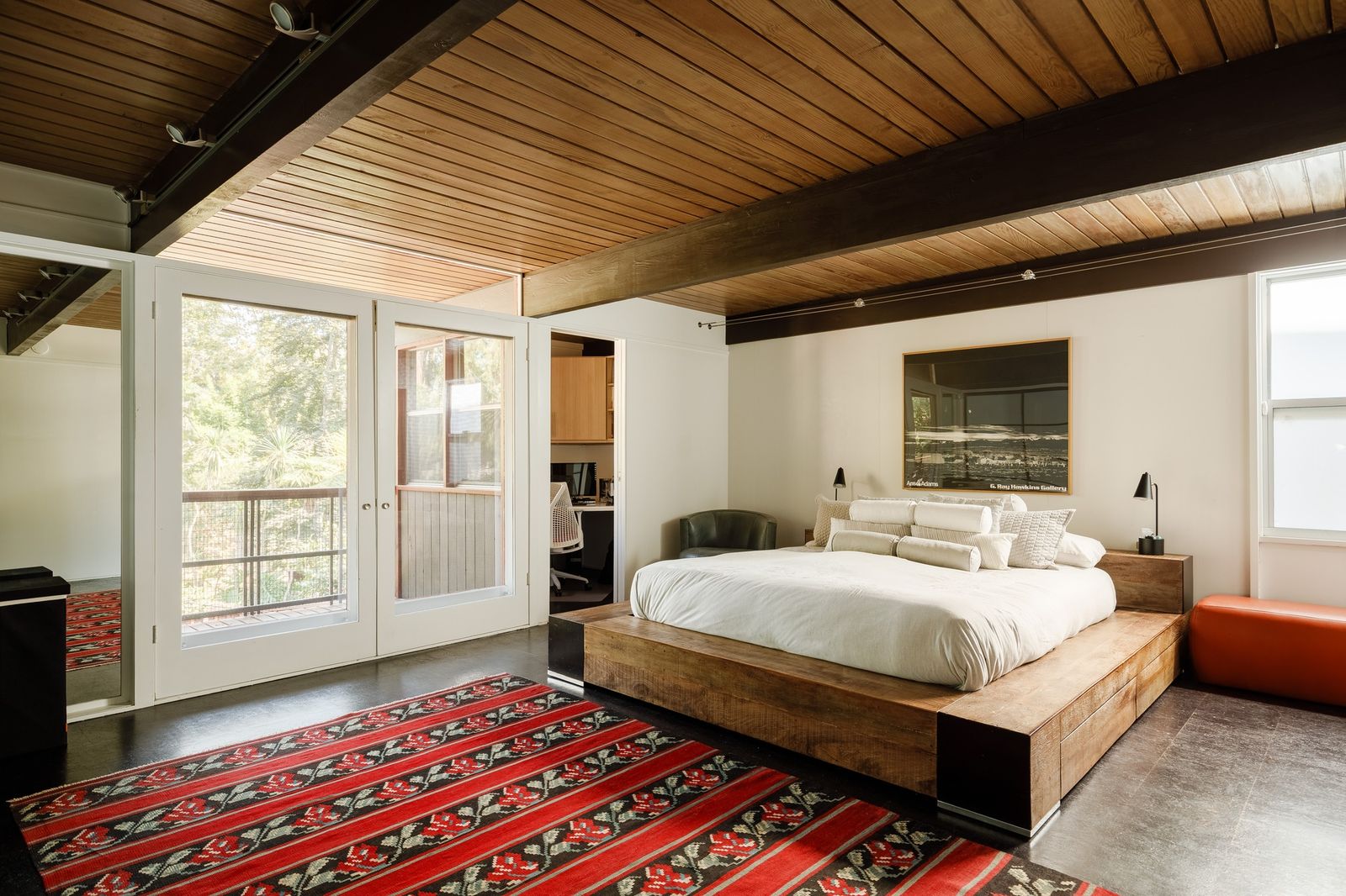 Photo 9 of 15 in This $2.75M Pasadena Midcentury Is Perched Above a ...