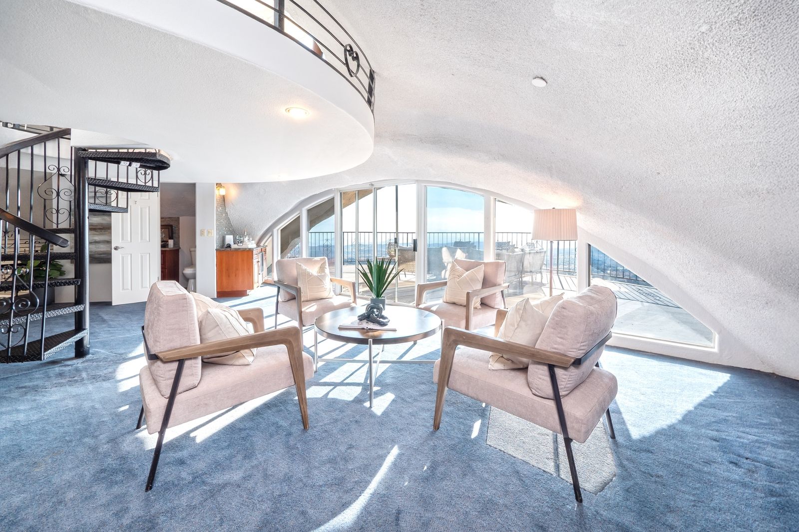 Photo 7 of 18 in Set on a Mountain, This $3M California Dome Home Has ...