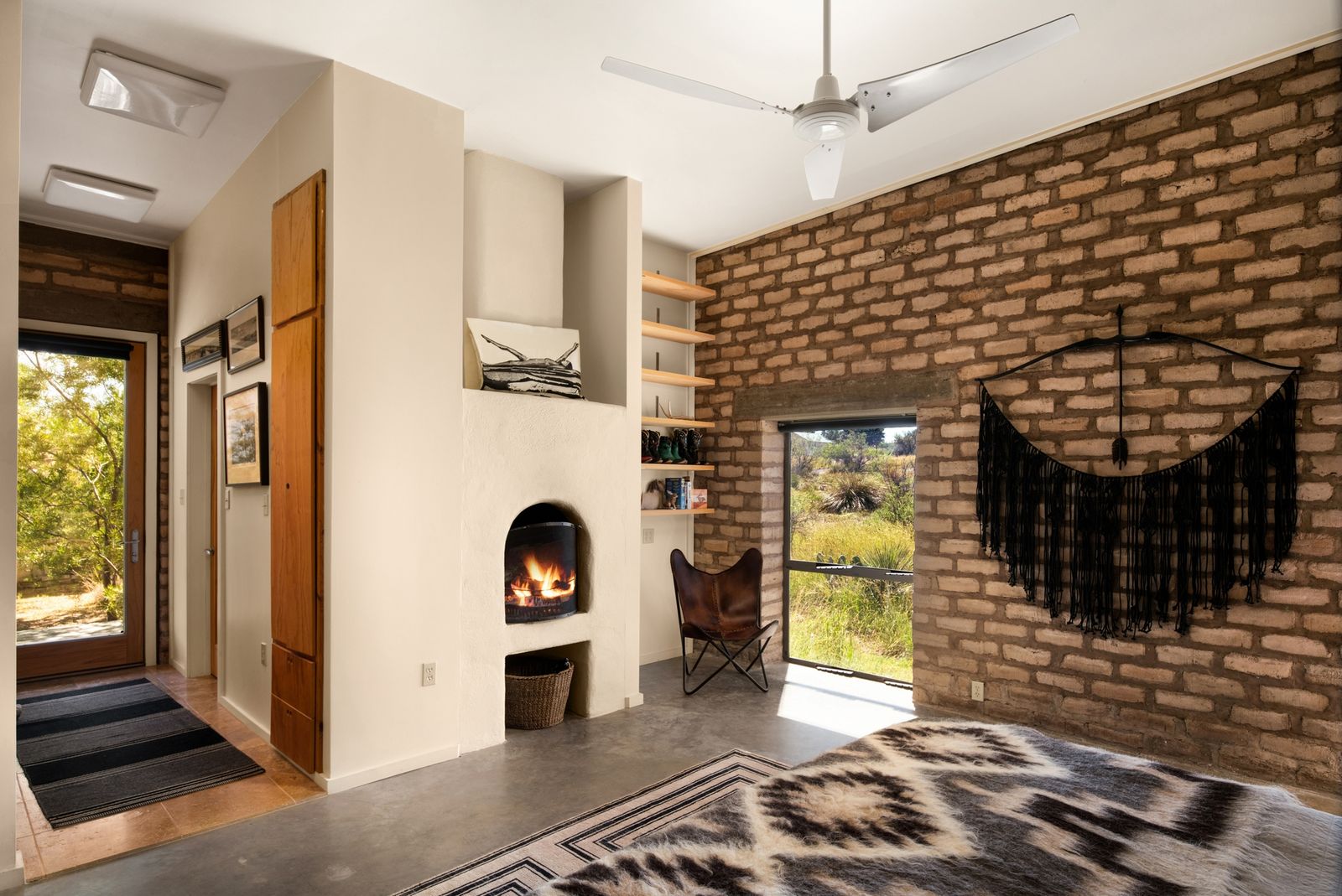 Photo 9 of 16 in After Falling in Love With Marfa, an Architect ...