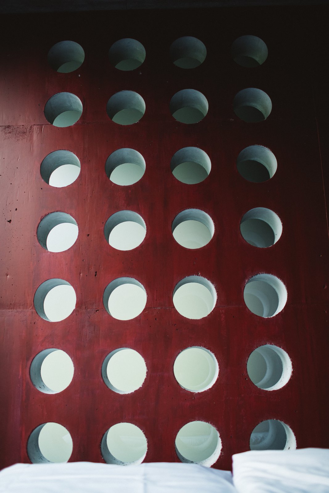 Photo 12 of 37 in Juvet (Ex-Machina) Landscape Hotel by Gregory Woodman ...