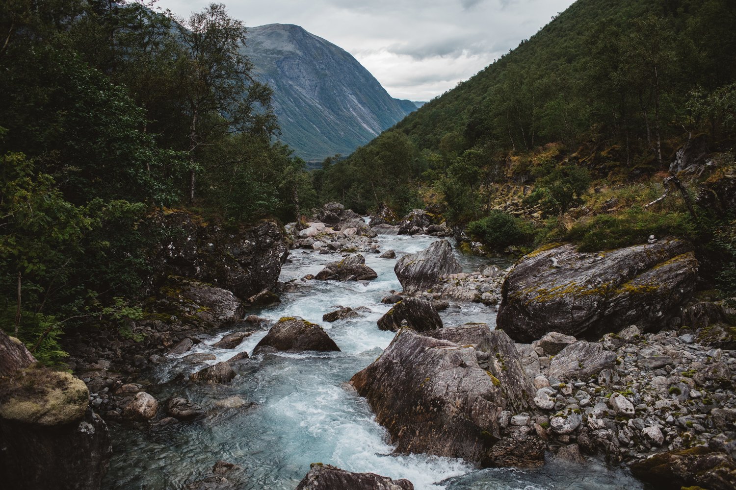 Photo 6 of 37 in Juvet (Ex-Machina) Landscape Hotel by Gregory Woodman ...