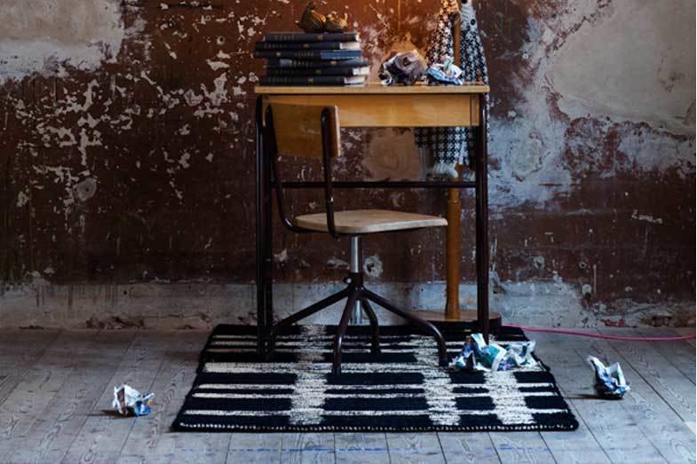 Photo 4 of 9 in Rugs - Watergrass by Simon Key Bertman - Dwell