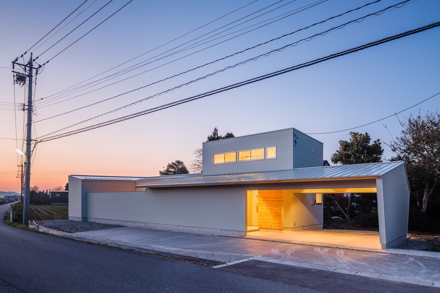 Tidal Wave Residence by Nakasai Architects - Dwell