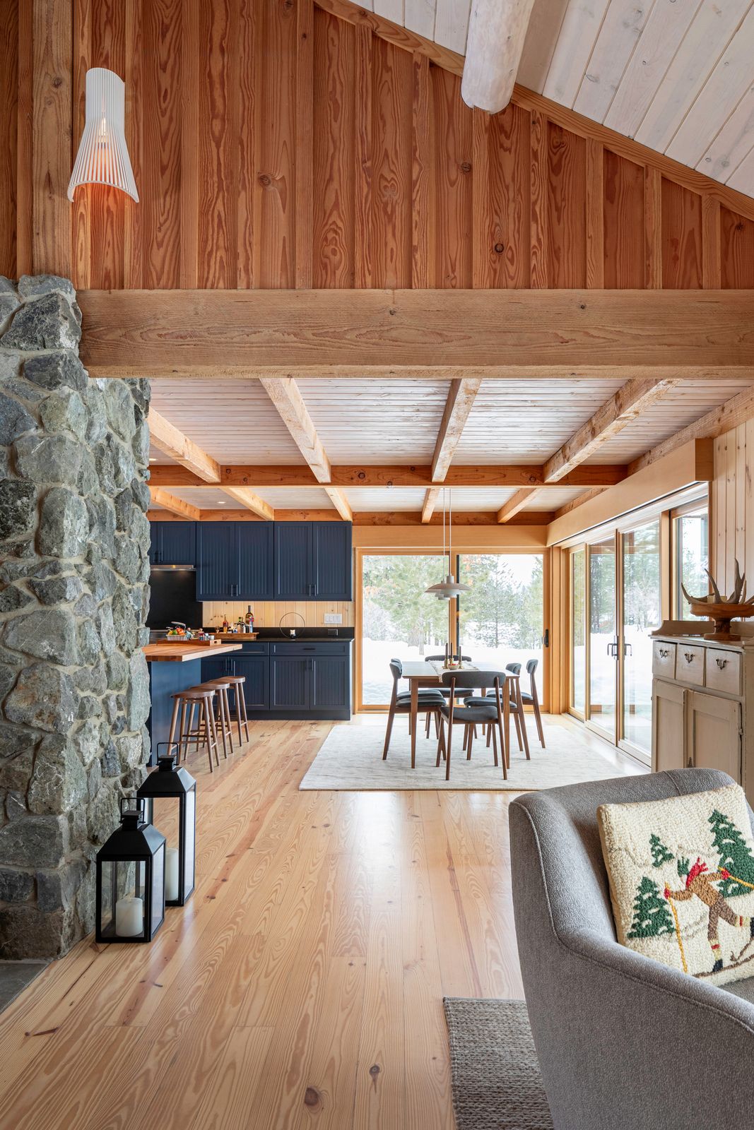 Photo 5 of 17 in Lynx Lane by Prentiss + Balance + Wickline Architects ...