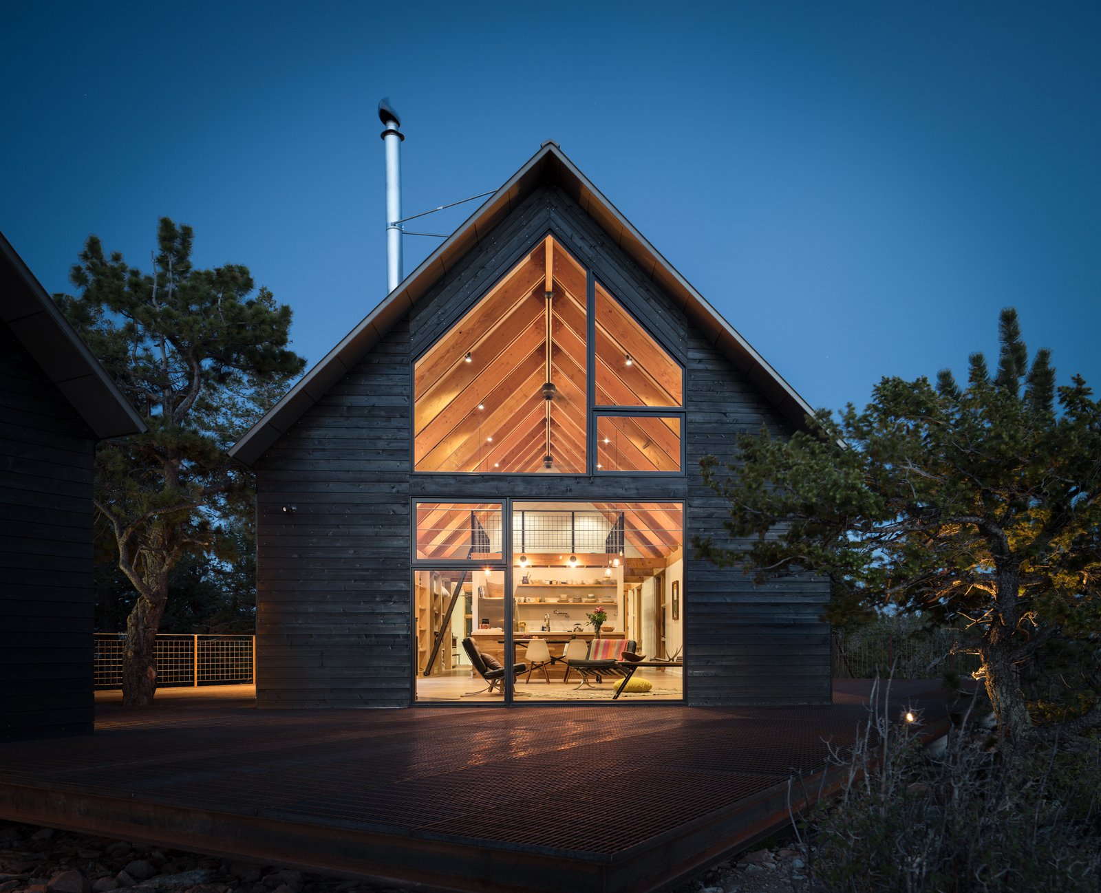 Photo 9 of 9 in Two Connected Cabins Make Up This Spectacular Retreat ...