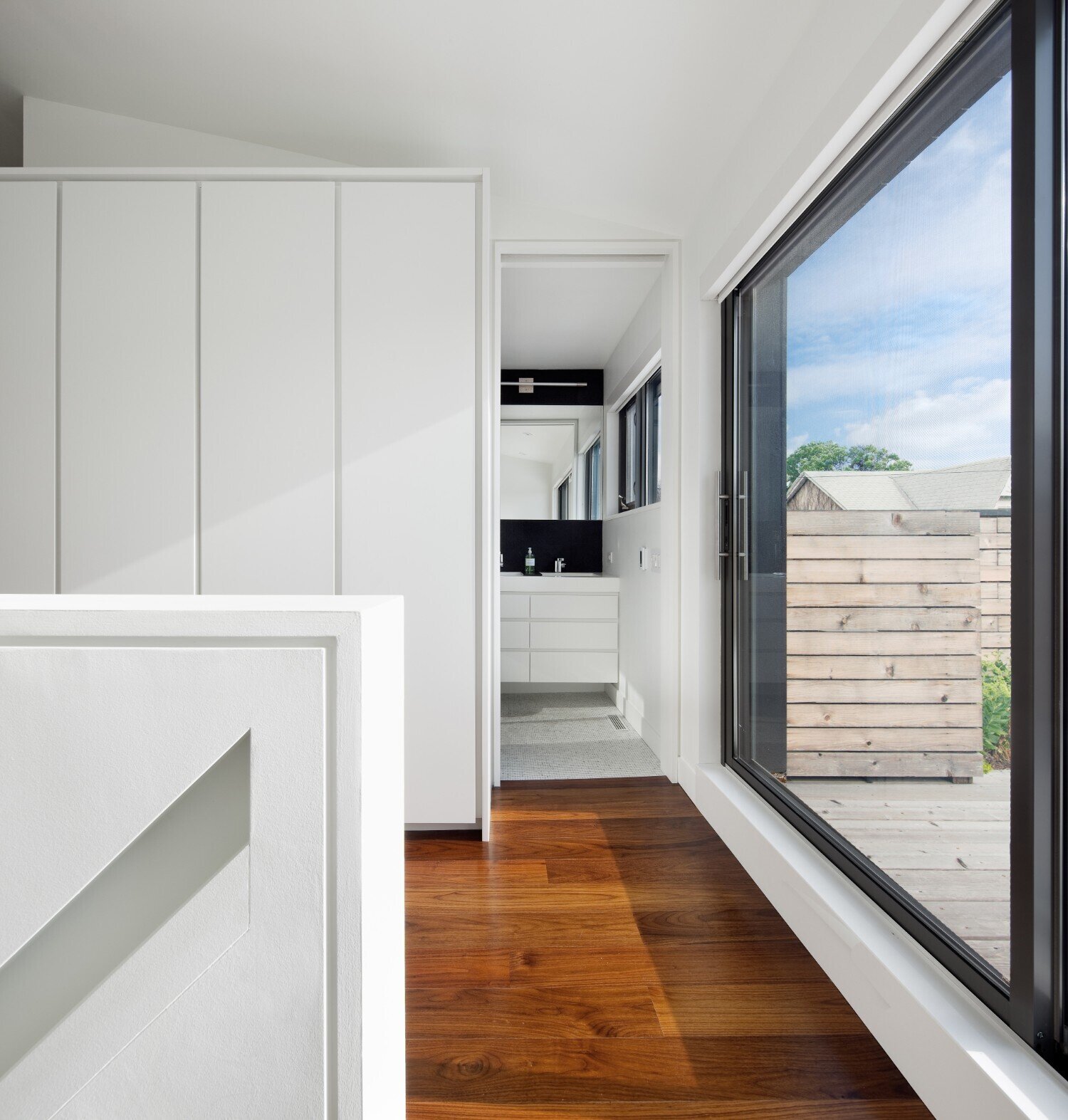 Photo 13 of 16 in Contrast House by DUBBELDAM Architecture + Design - Dwell