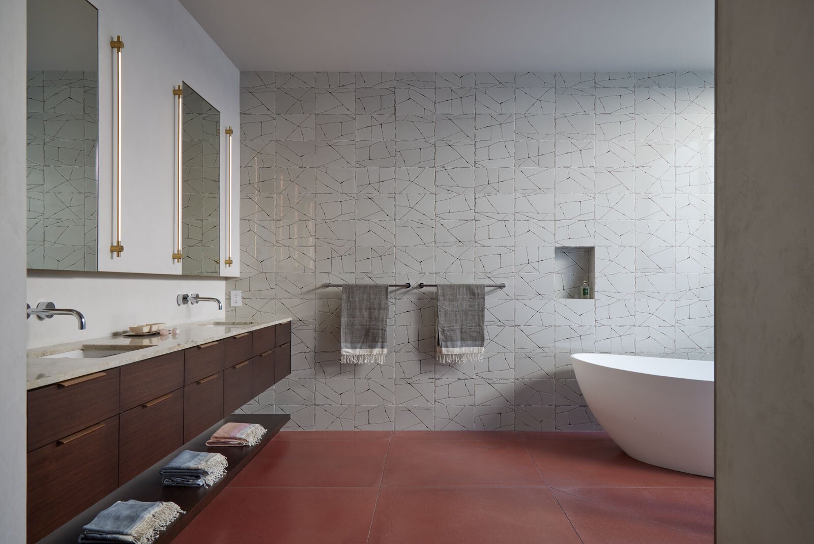 Photo 1 of 32 in Modal Home by Schwartz and Architecture - Dwell