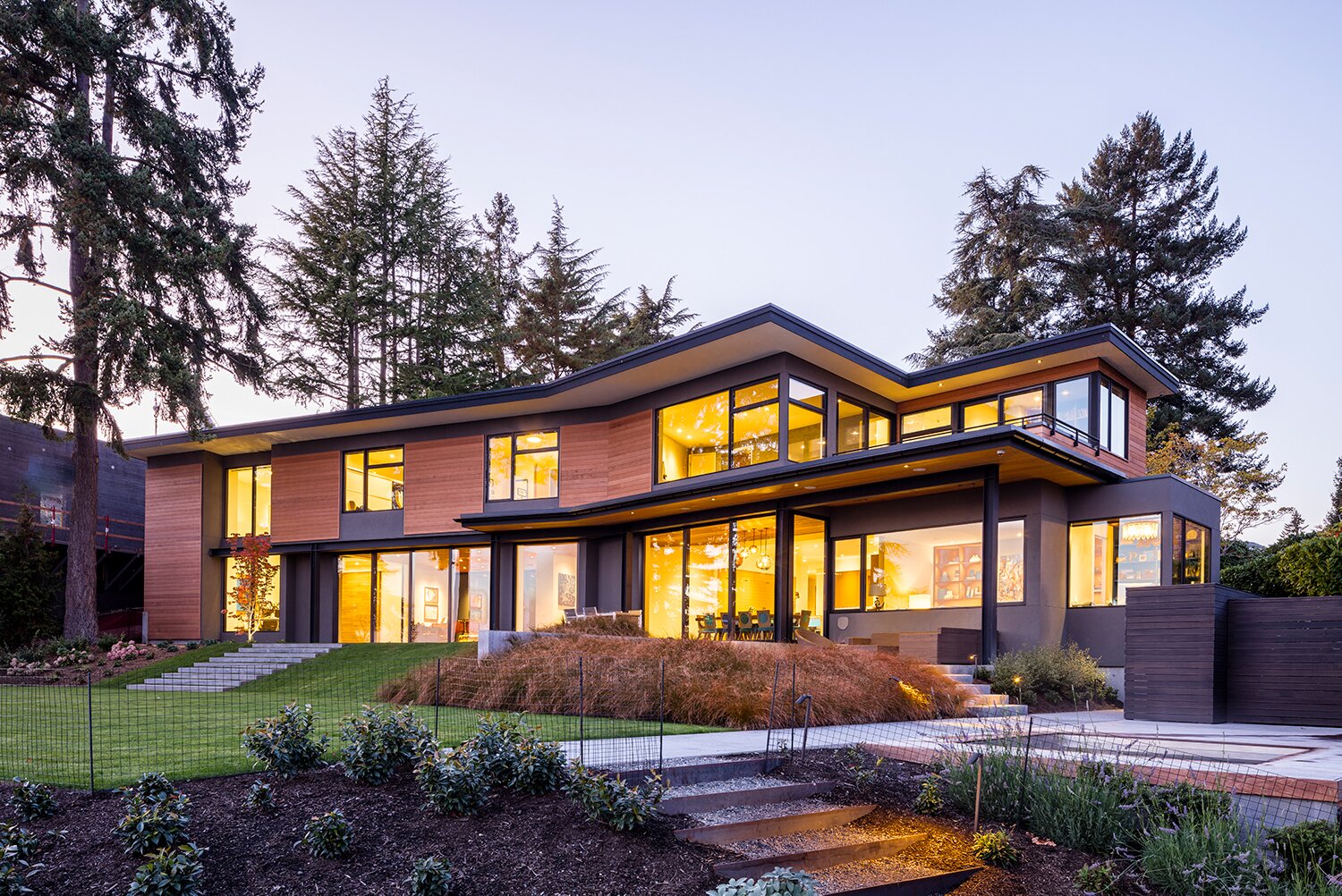 Photo 19 of 27 in Boomerang House by DeForest Architects - Dwell