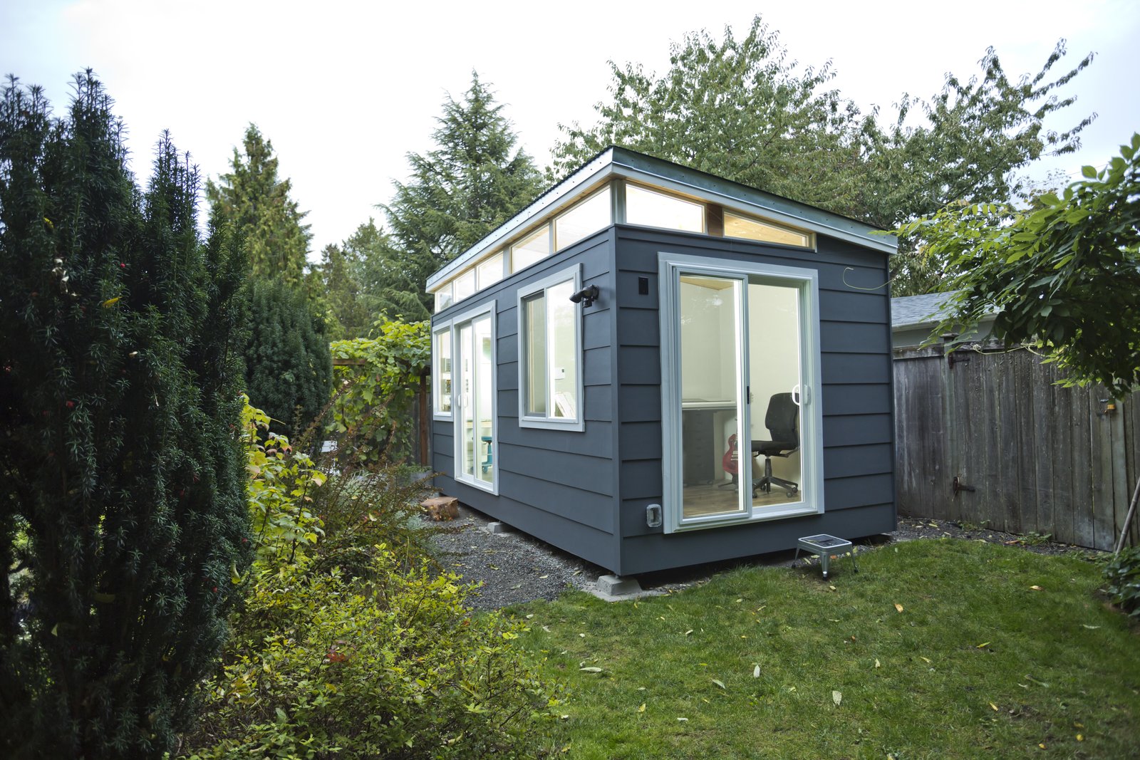 Photo 5 of 14 in Modern-Shed He-Shed, She-Shed by Modern Shed, Inc - Dwell