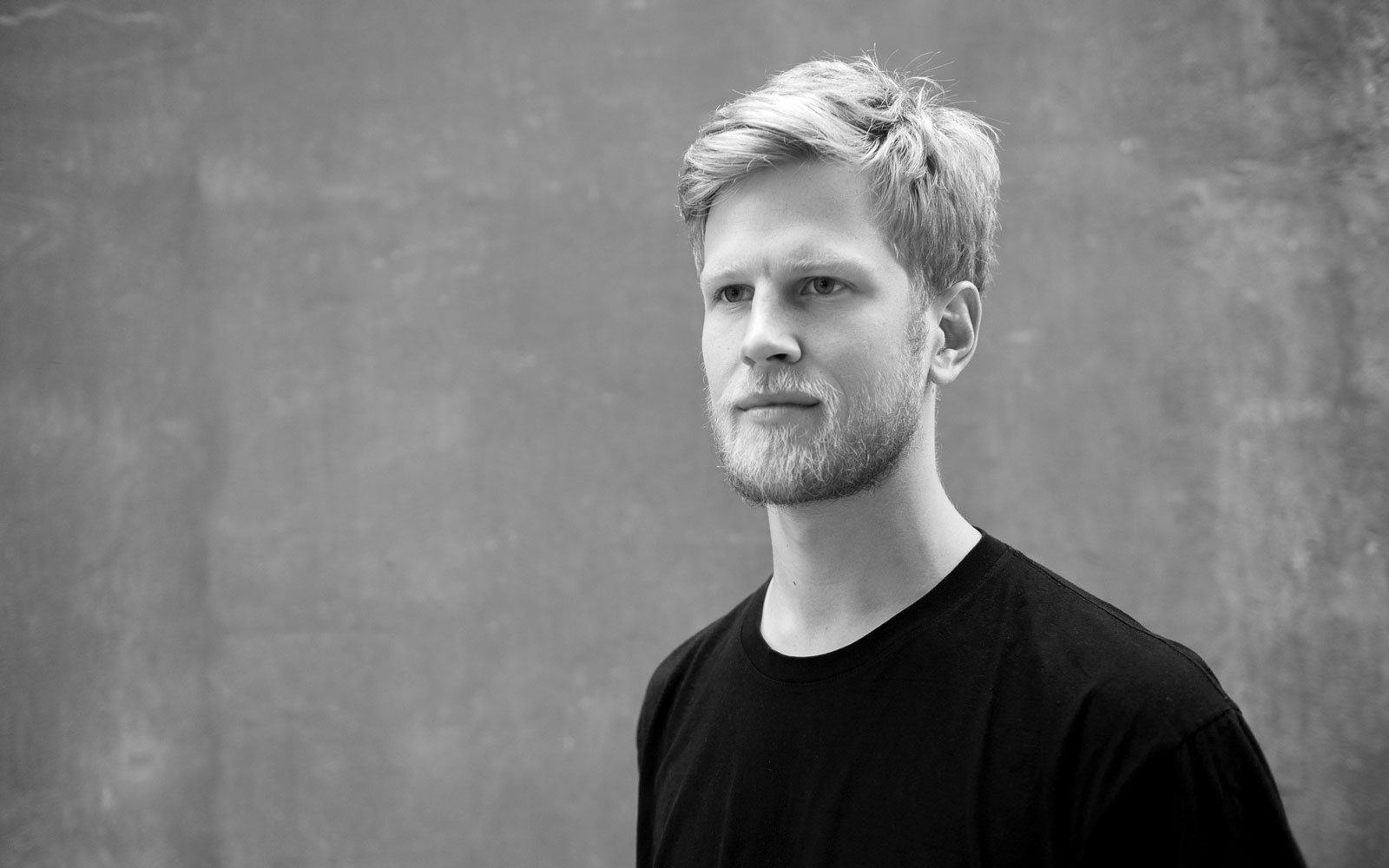 All Eyes on Ace - Dwell