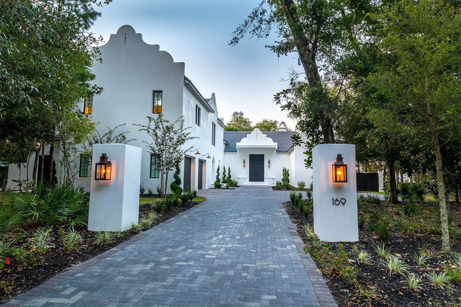 Photo 1 of 7 in Secluded, Beachside Florida Home Asks $3.9M by Sotheby ...