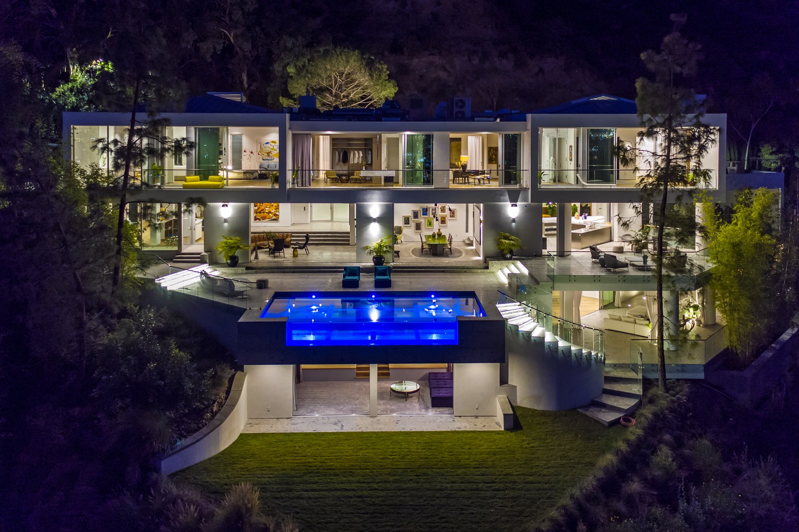 Spacious Architectural Masterpiece With Expansive Views Asks $28M (6 ...