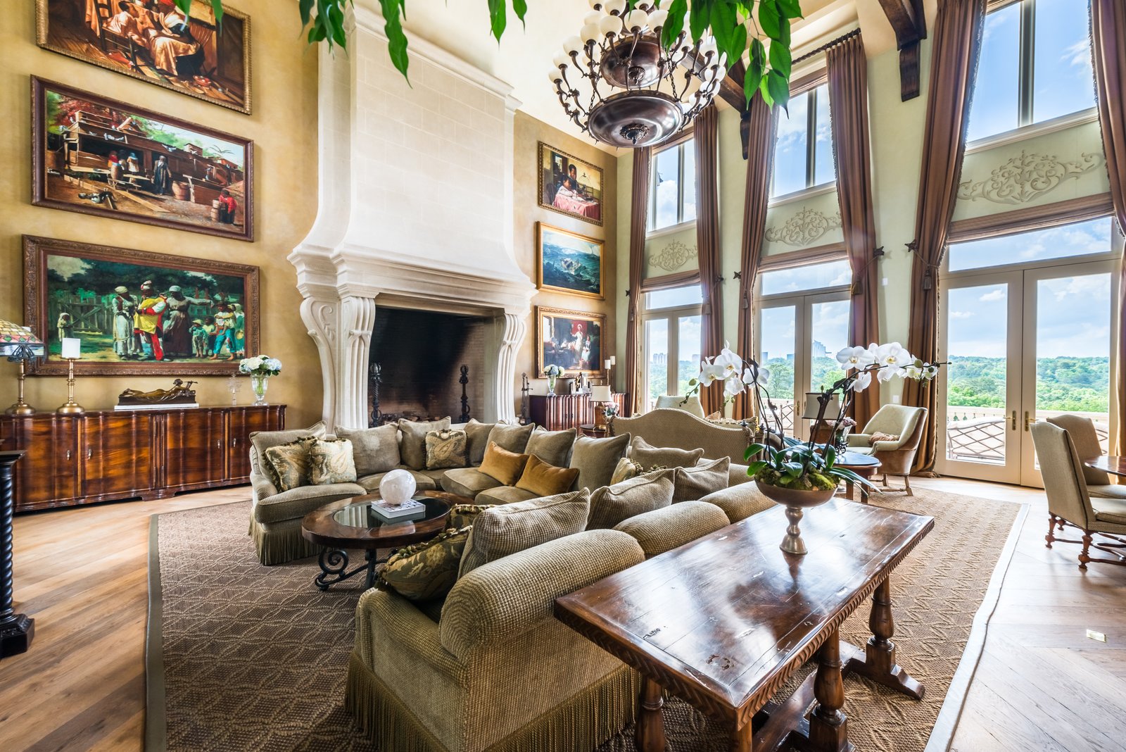 Photo 3 of 5 in Tyler Perry’s Former Home in Atlanta Asks $21M by ...