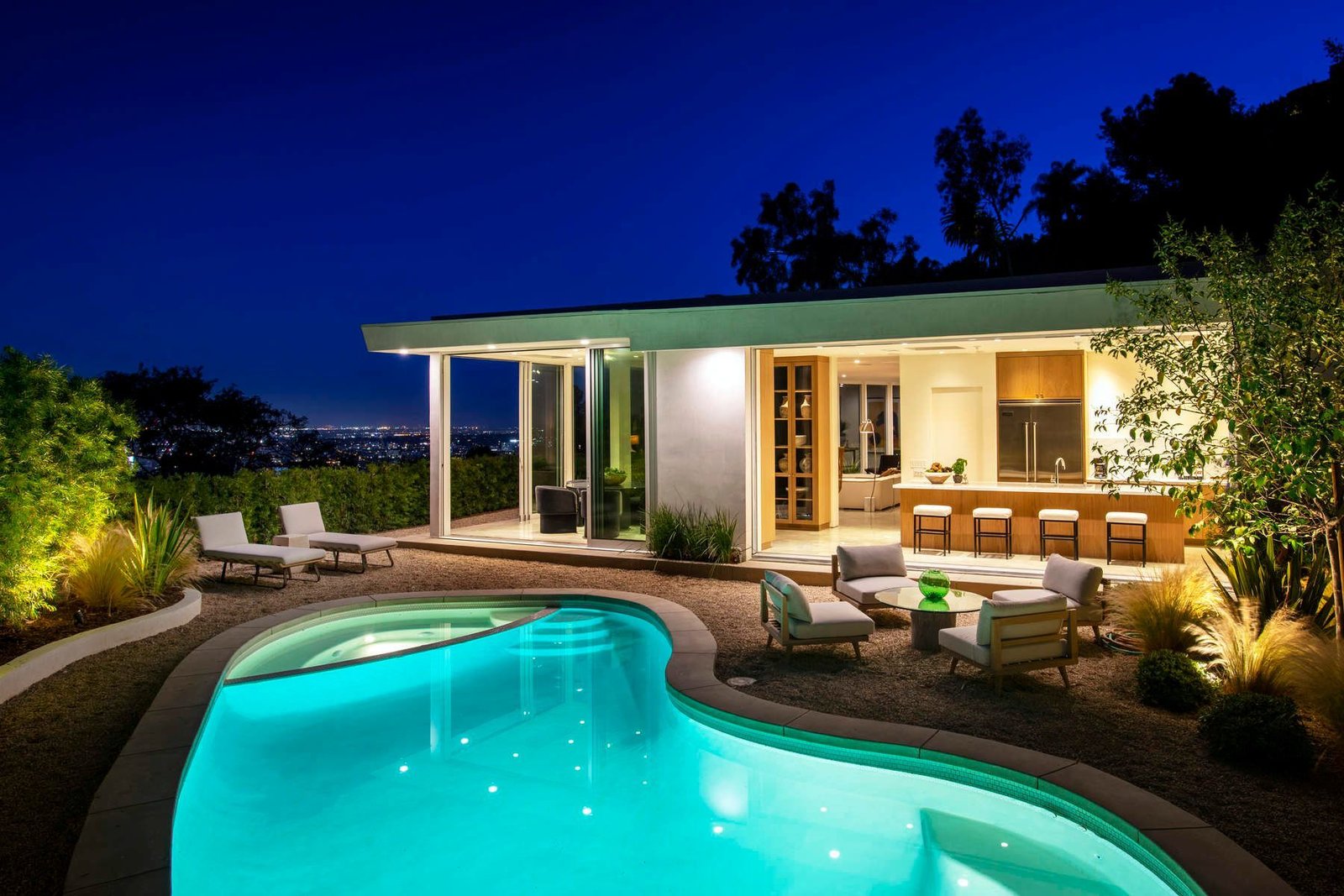 A Meticulously Restored Midcentury in Los Angeles Asks $8.995M (5 ...