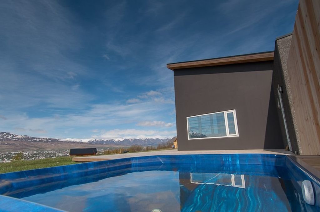 Photo 16 of 30 in 10 Incredible Rentals For Your Dream Trip to Iceland ...