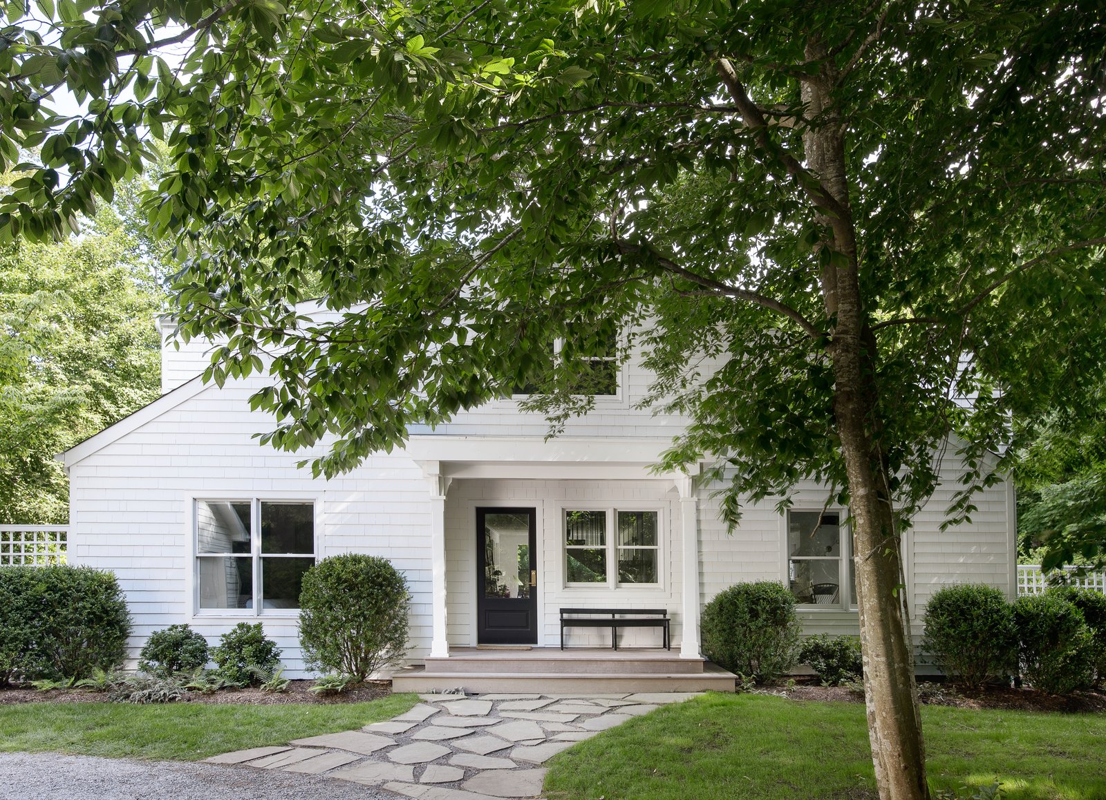 Photo 1 of 19 in A Hamptons Beach Retreat Gets a Scandinavian-Style ...