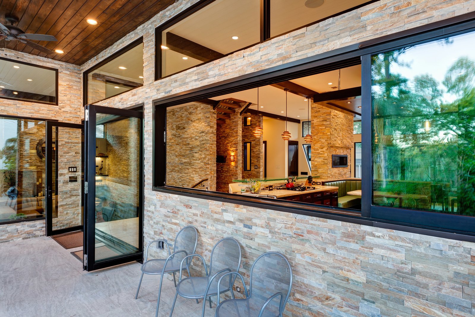 Photo 3 of 8 in Aluminum Multi-Slide Windows by Western Window Systems ...