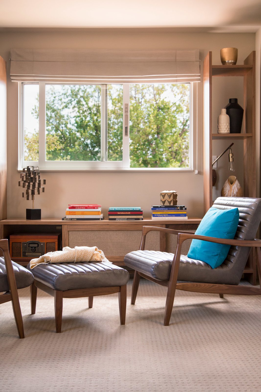 Photo 4 of 8 in Aluminum Multi-Slide Windows by Western Window Systems ...