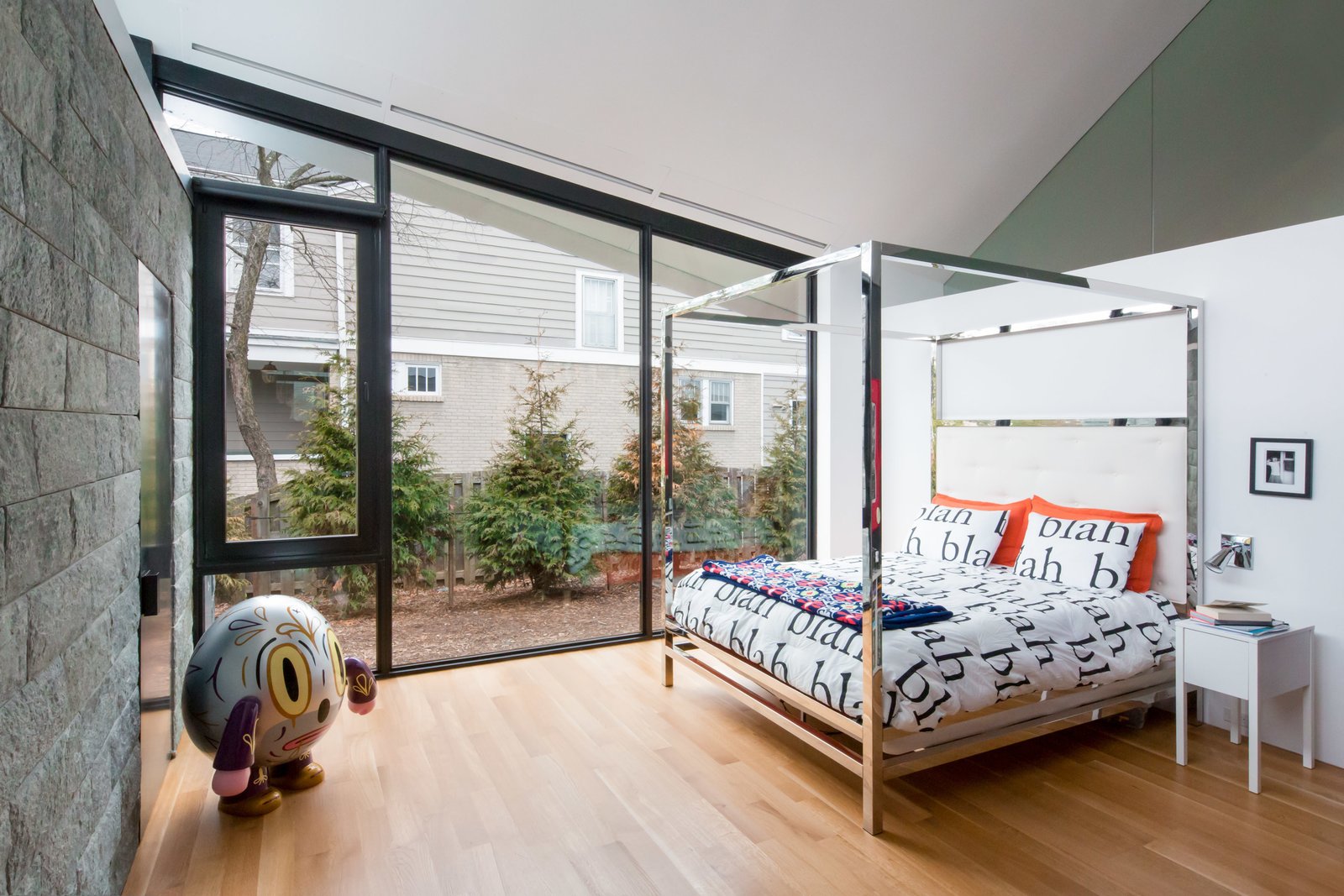 Photo 7 of 15 in Aluminum Window Walls by Western Window Systems - Dwell