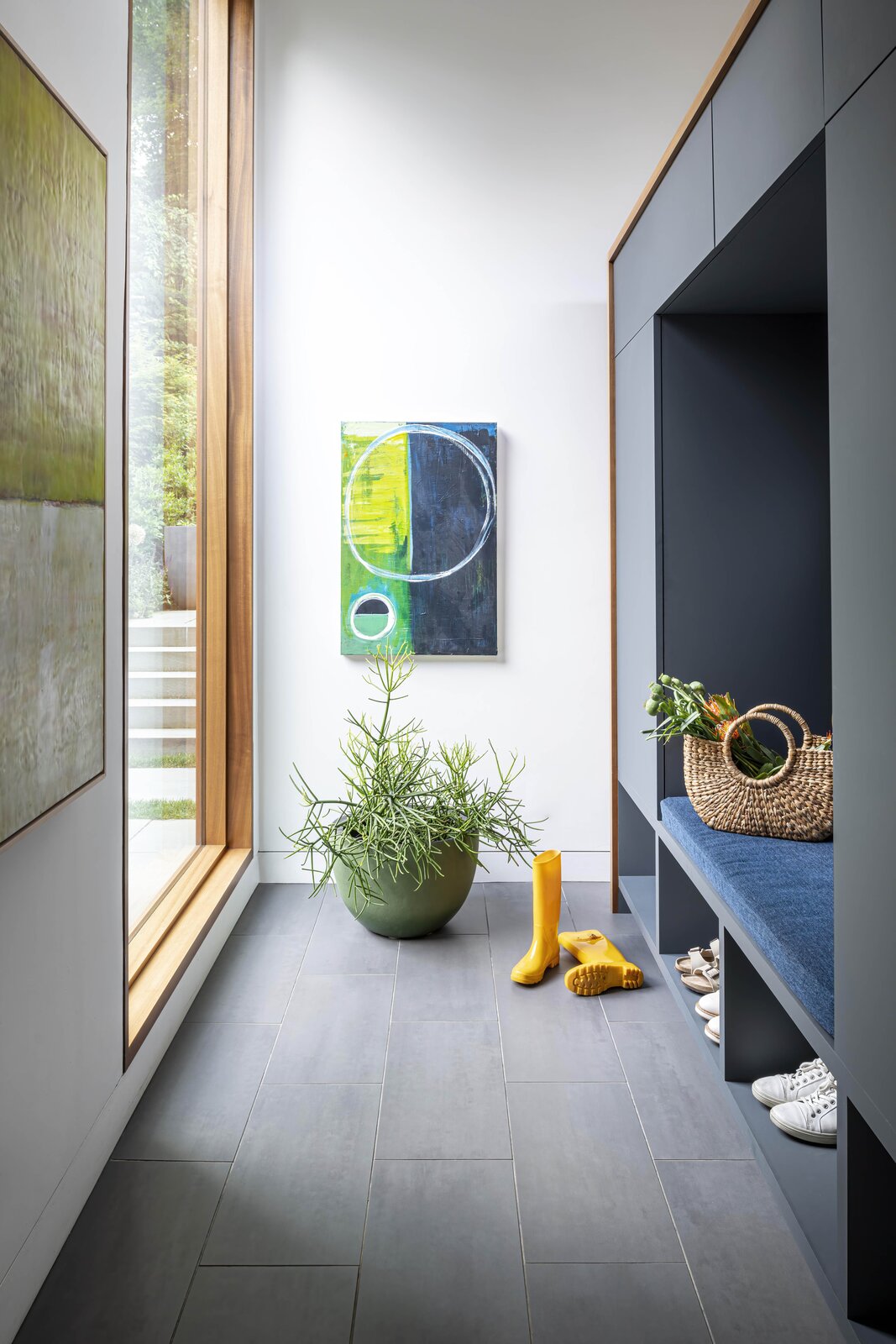 Photo 6 of 12 in Chestnut Hill House Modern Addition by Walker ...