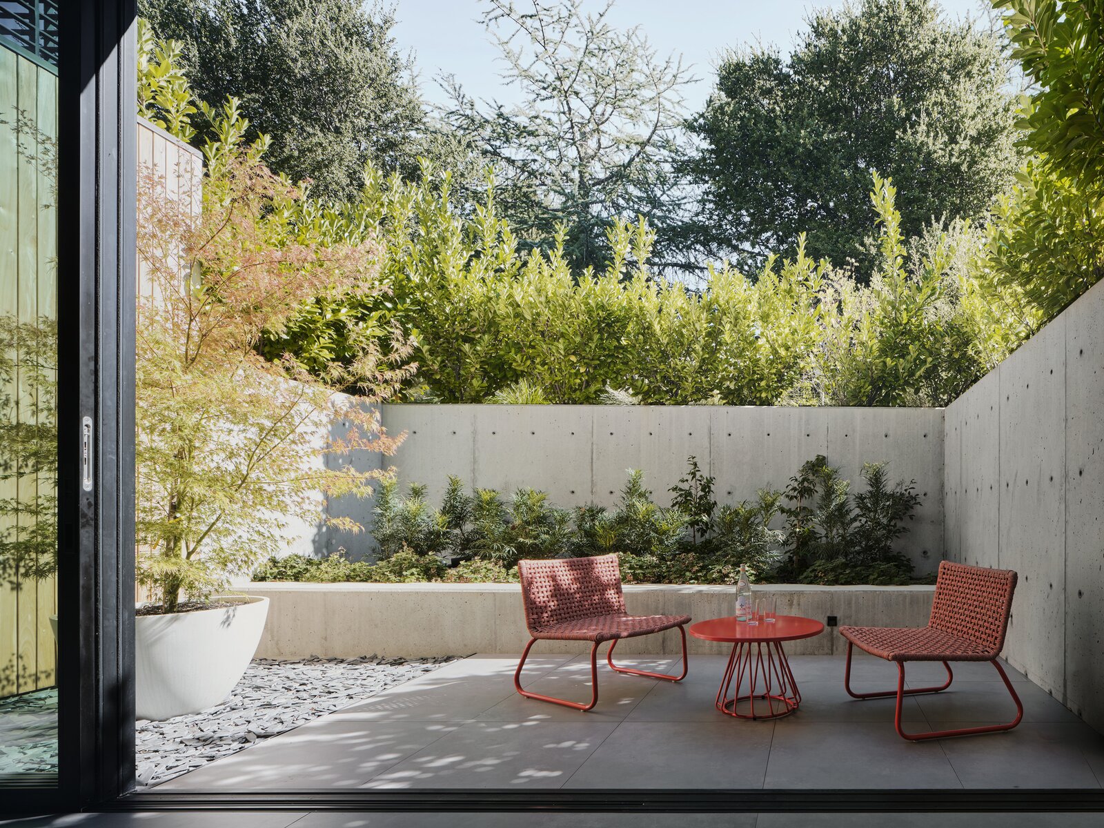 Photo 5 of 14 in Rau Haus by Feldman Architecture - Dwell