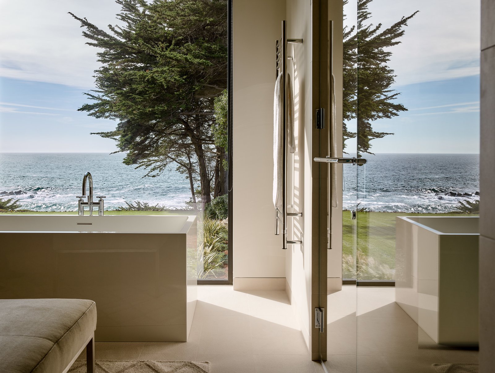 Photo 11 of 15 in This Renovated Sea Ranch Retreat Is an Absolute Must ...