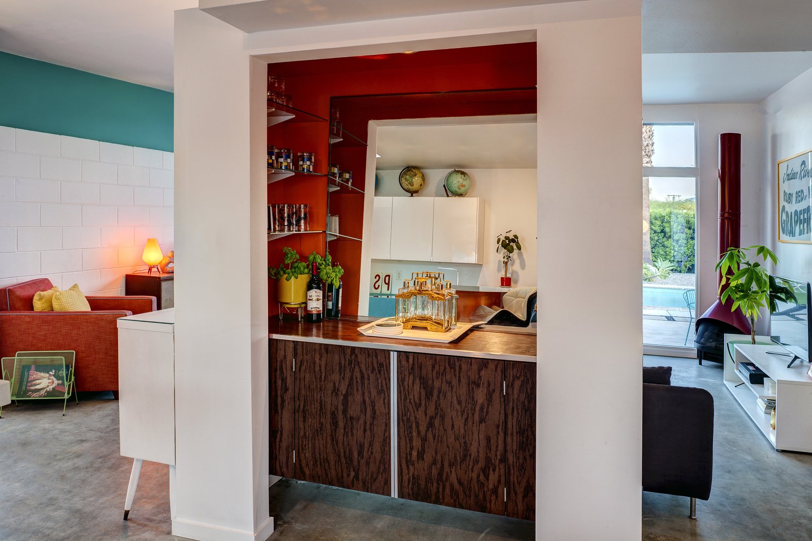 Photo 6 of 11 in A Donald Wexler-Designed Midcentury Home in Palm ...