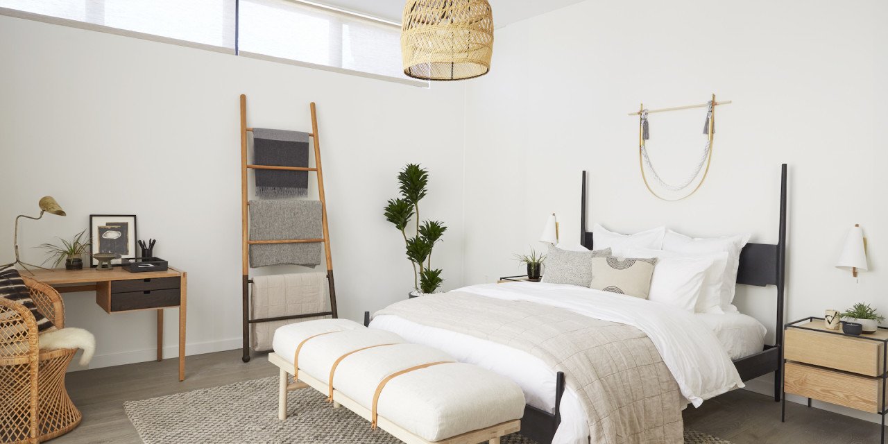 Photo 11 of 16 in Coastal Comfort at The Parachute Hotel in LA - Dwell