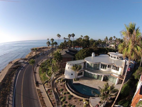 Sunset Cliffs Modern Home in San Diego, California by Steven Lombardi ...