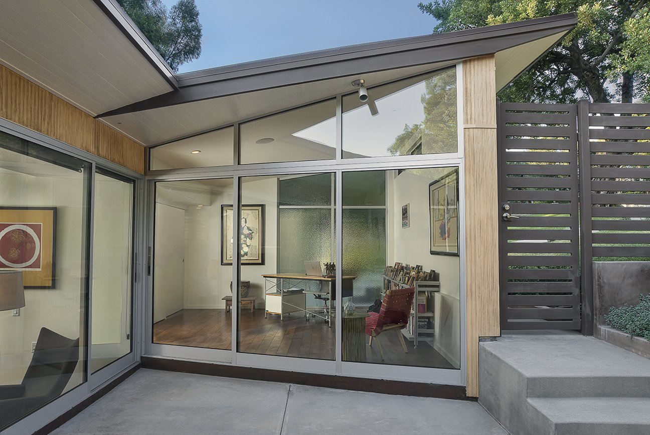 Photo 7 of 10 in Case Study House #10 by Dennis Hill, Content Creation ...