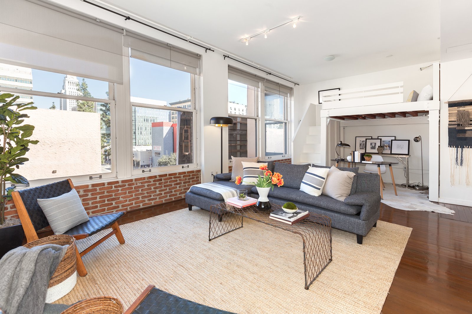 Photo 7 of 19 in Douglas Lofts, 3D by URBAN RESIDENTIAL BROKERAGE - Dwell