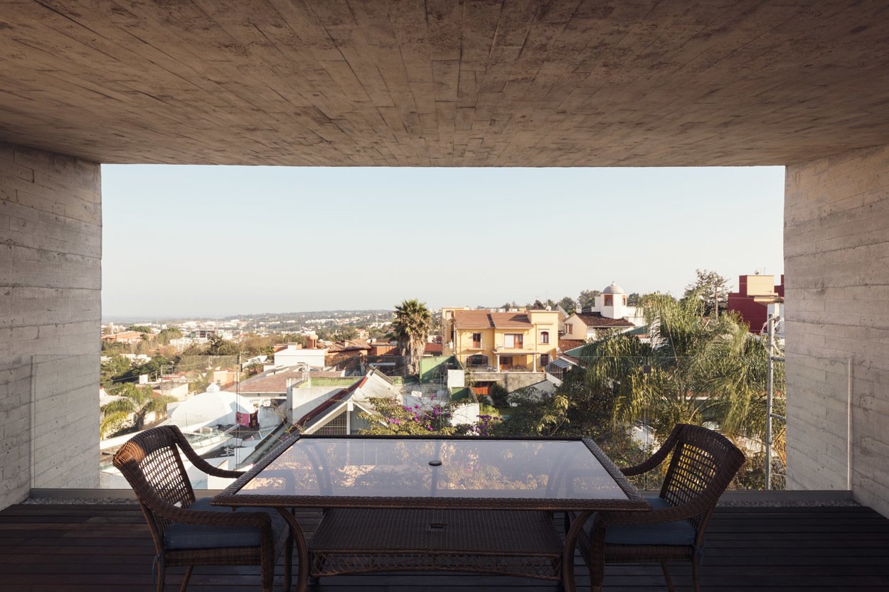 Photo 3 of 11 in Edificio VH by BCA Taller de Diseño - Dwell