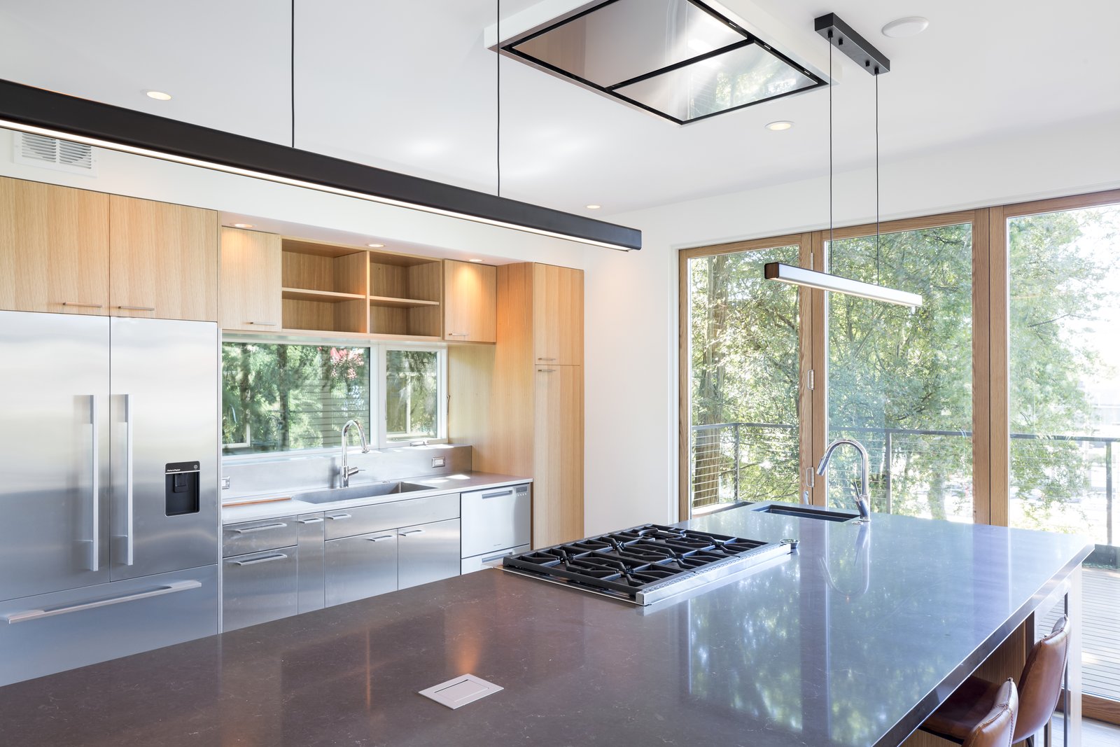 Photo 11 of 18 in Contemporary Home With Chef's Kitchen by Model ...