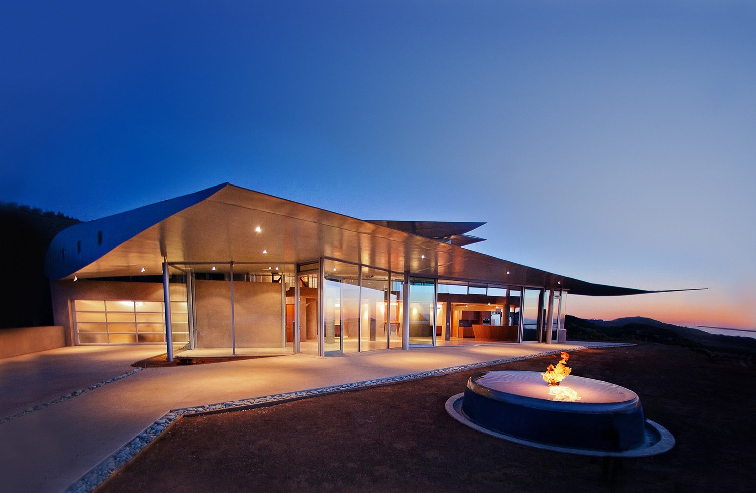 Photo 1 of 21 in I Love Modern Architecture - Dwell