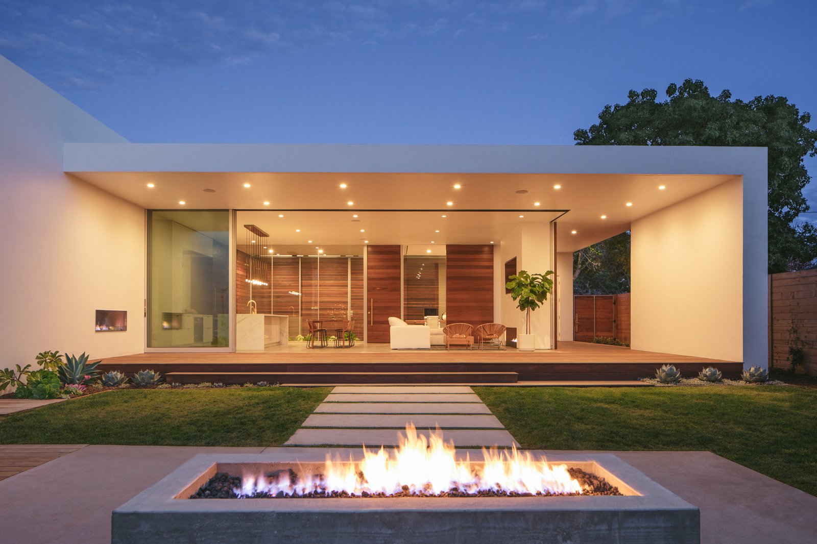 Photo 13 of 13 in Minimalist Urban Residence by ANACAPA - Dwell