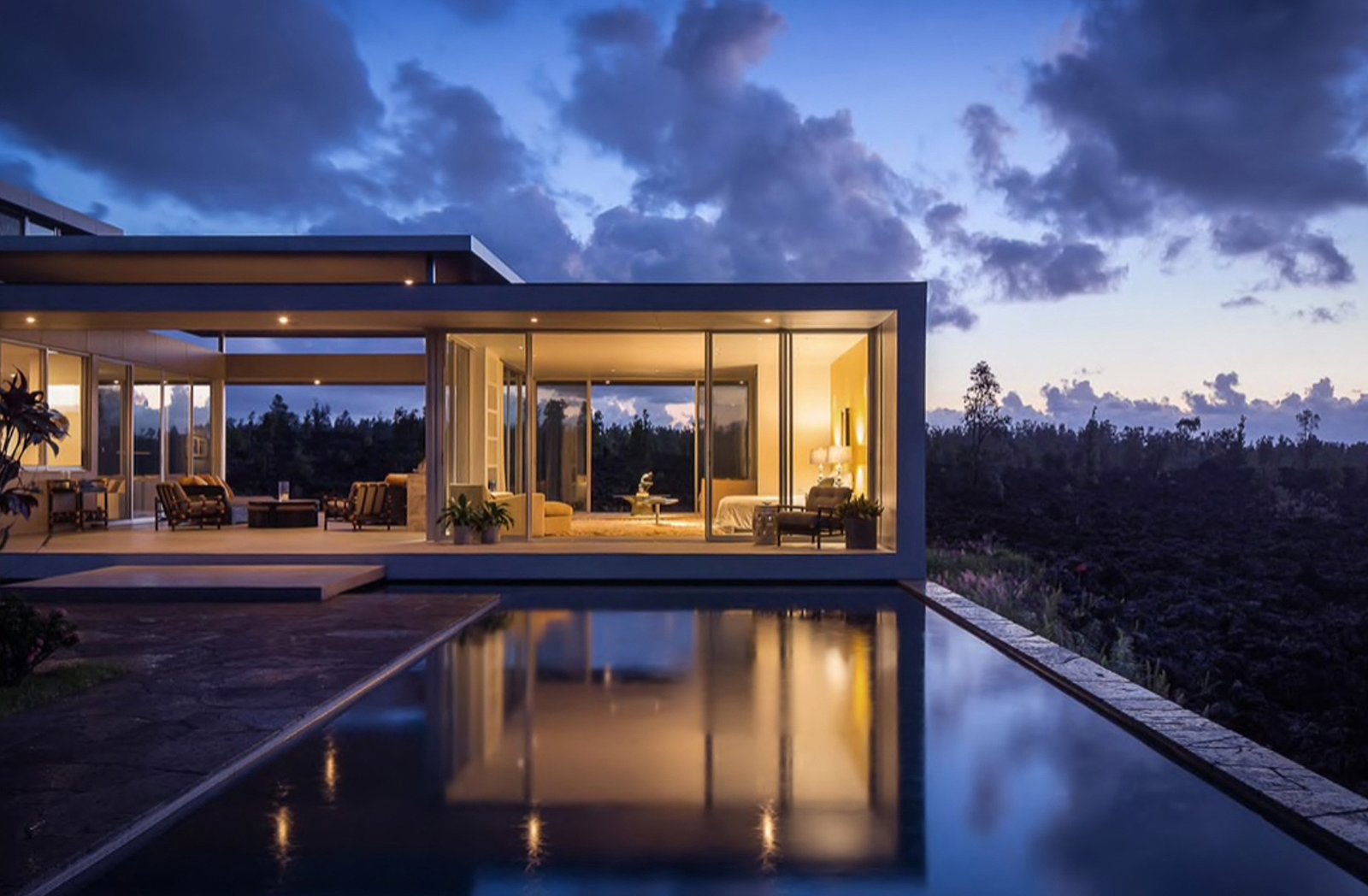 Photo 6 of 7 in Lava Flow House by Boutique - Dwell