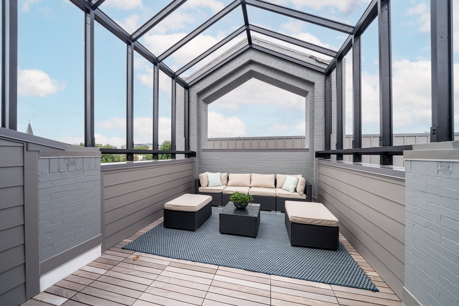 Photo 5 of 7 in The Collection at R Street by Teass \ Warren Architects ...