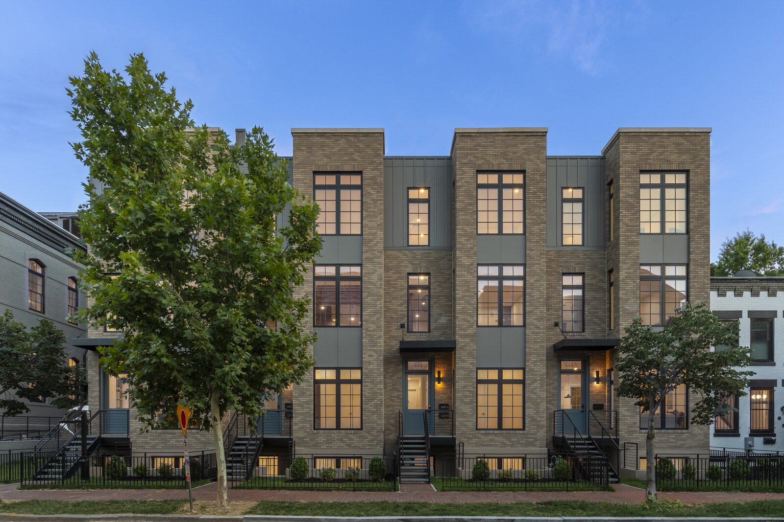 Photo 13 of 17 in The Collection at R Street by Teass \ Warren ...