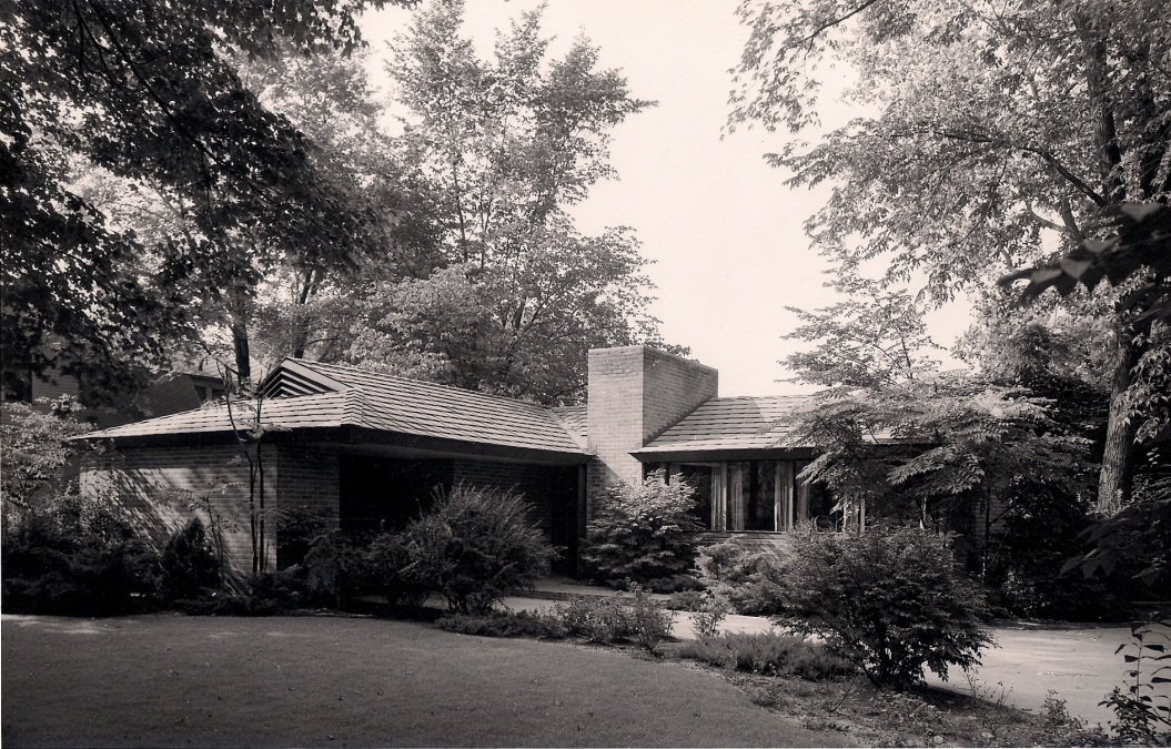 Photo 3 of 6 in The Joseph Cavanagh Residence by Alden B. Dow by Alden ...