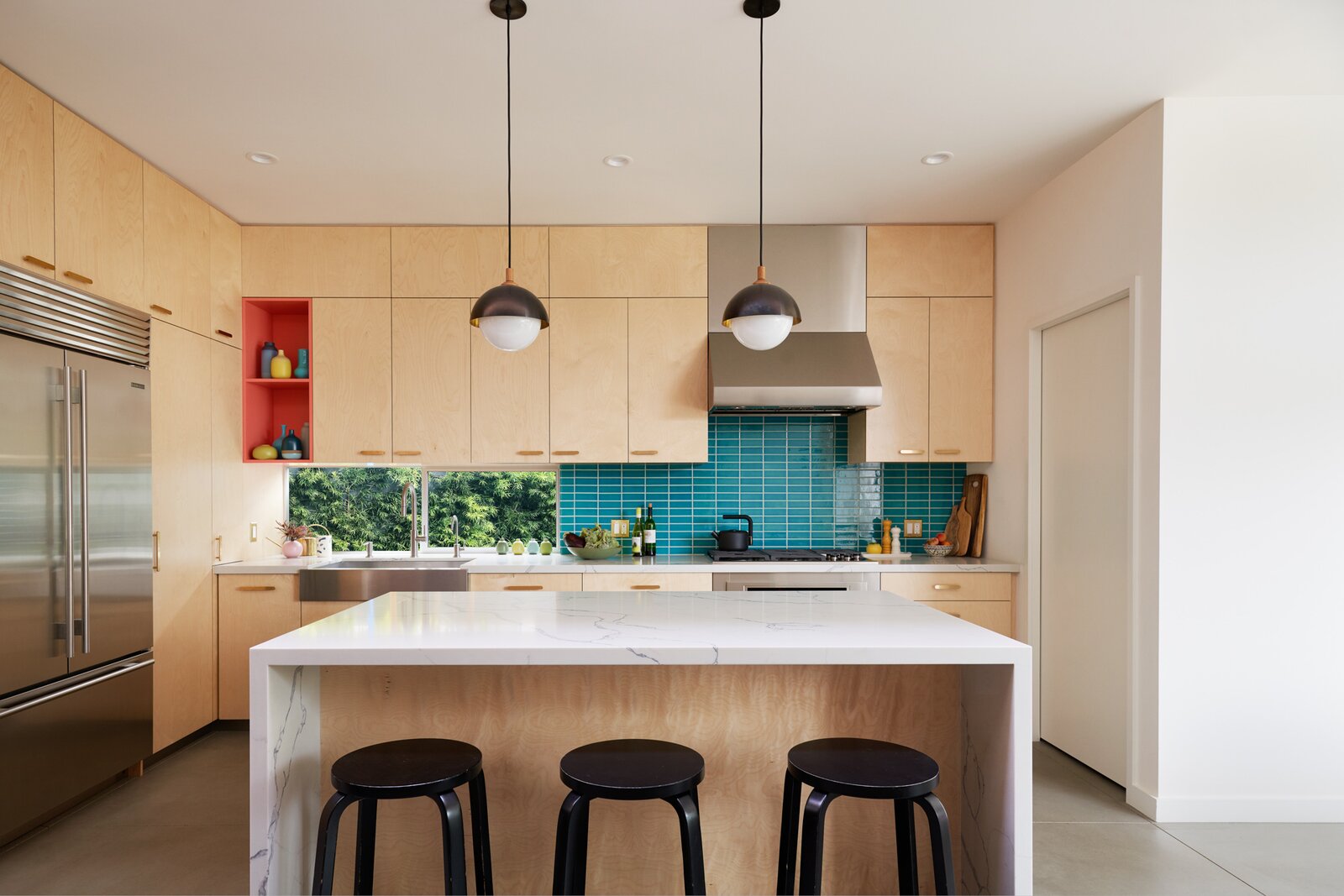 Photo 11 of 16 in A Bright Red ADU Anchors a Lot on L.A.’s Westside ...