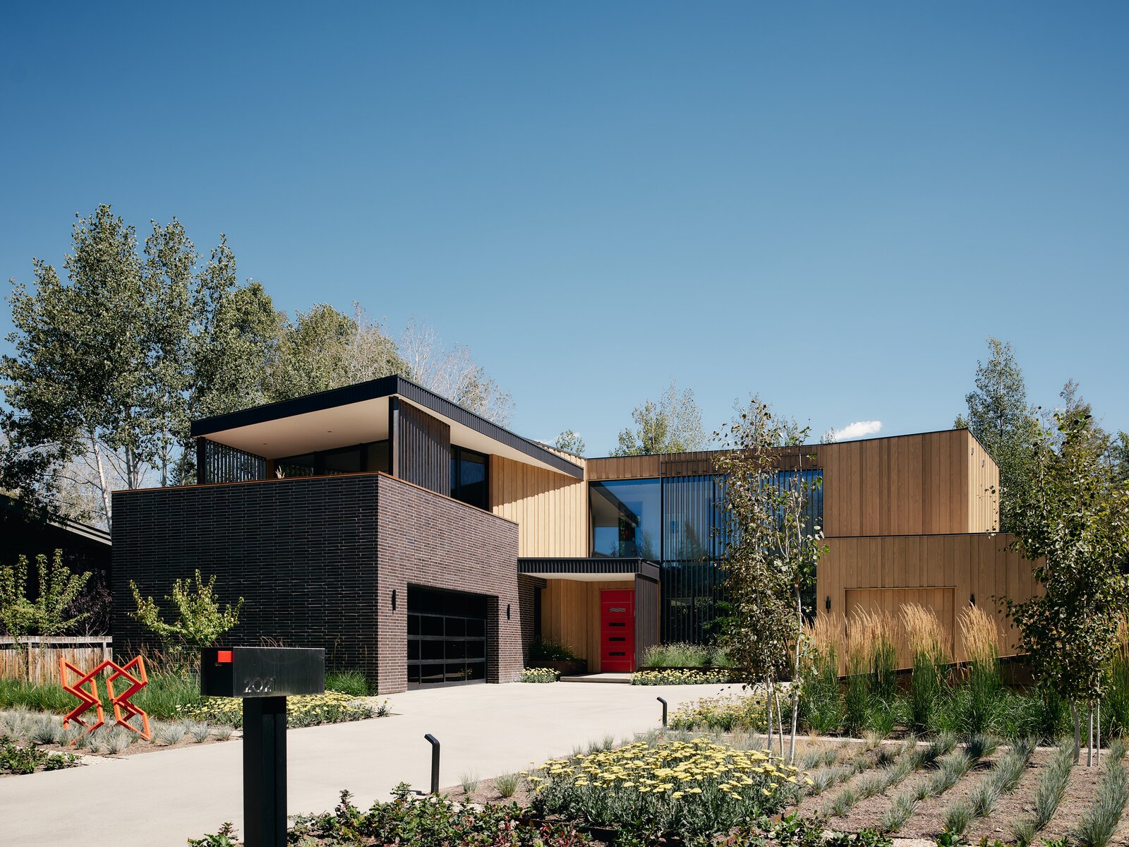 Photo 10 of 16 in no.11 Haus by KLIMA Architecture - Dwell