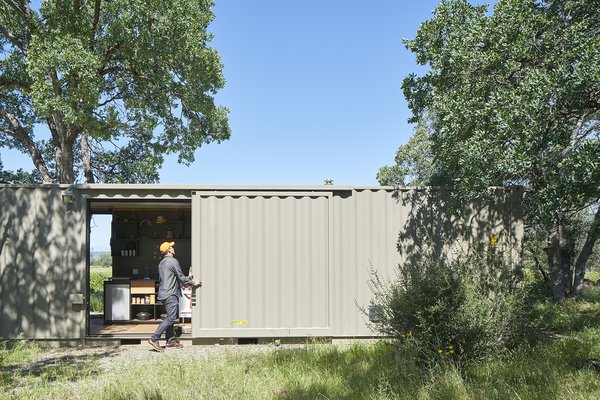 Best 60+ Modern Exterior Shipping Container Design Photos And Ideas ...